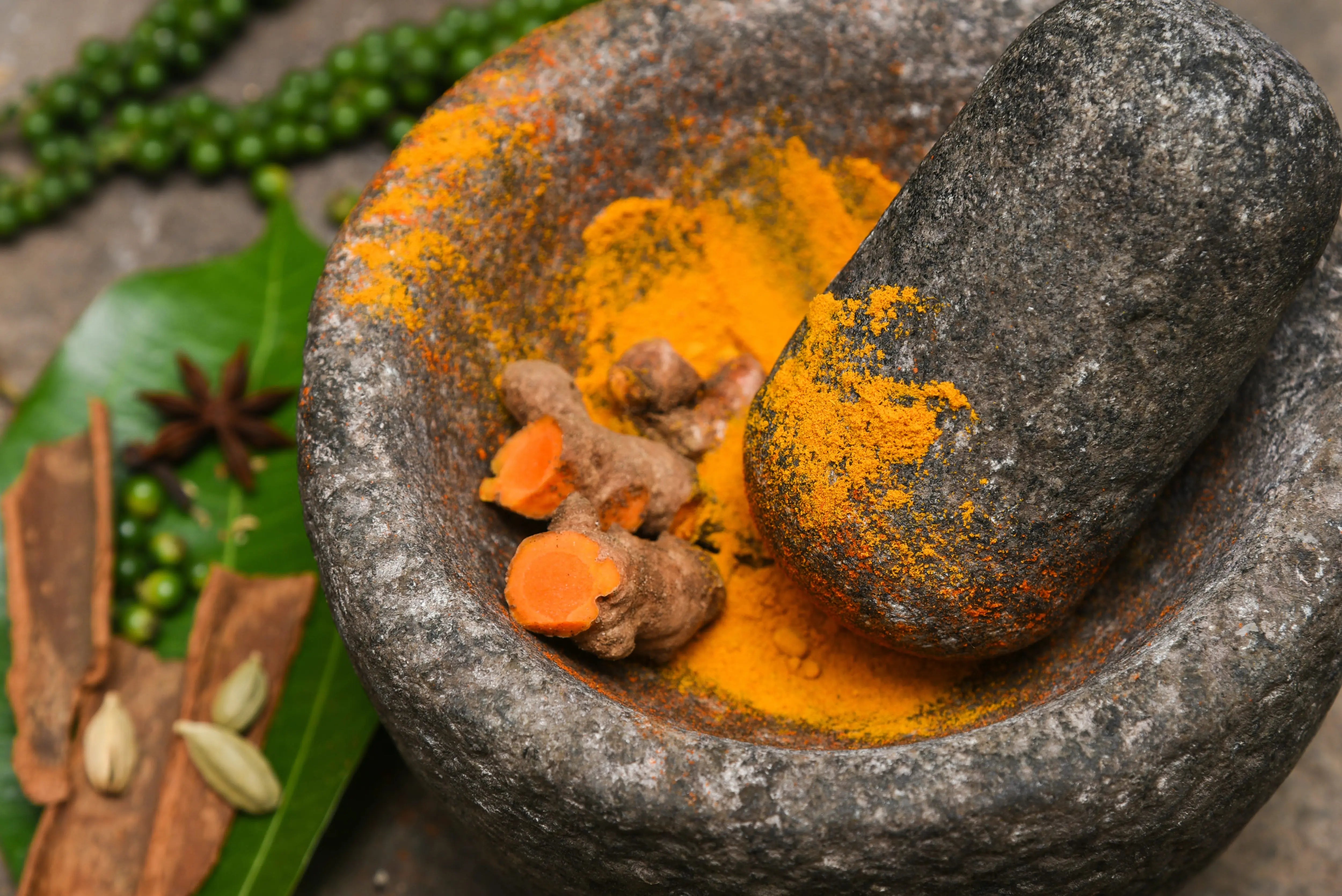 Top 10 Health Benefits of Turmeric Powder You Need to Know – Maigreens